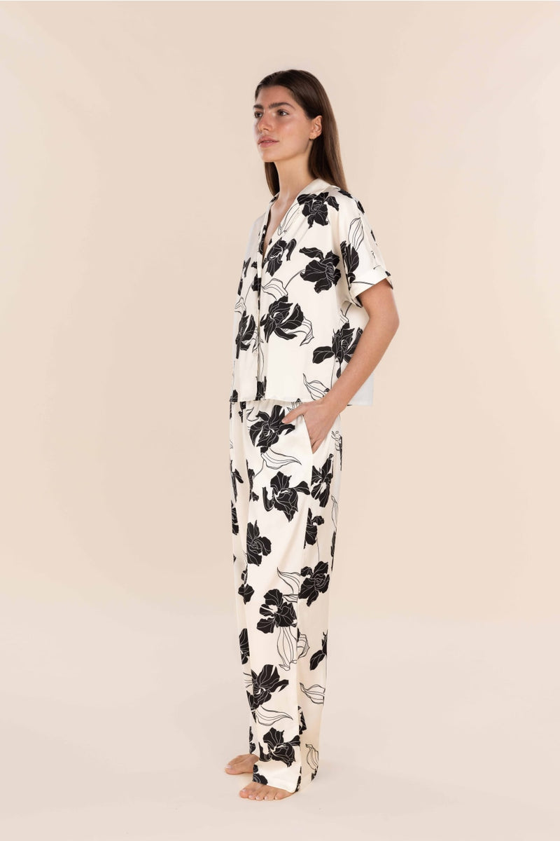 Gingerlilly Wren Silky Satin Floral PJ Set - Ivory/Black – Inspire ...